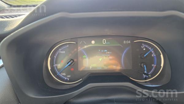 Toyota RAV4 2022 in Riga, with an engine capacity of 2.50 L and mileage of 112 thousand km for 26600 €, photo 6 on AUTOMOTO.COM.LV