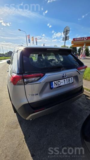 Toyota RAV4 2022 Rīga, ar dzinēja tilpumu 2.50 L un nobraukumu 112 tūkst. km par 26600 €, foto 8 vietnē AUTOMOTO.COM.LV