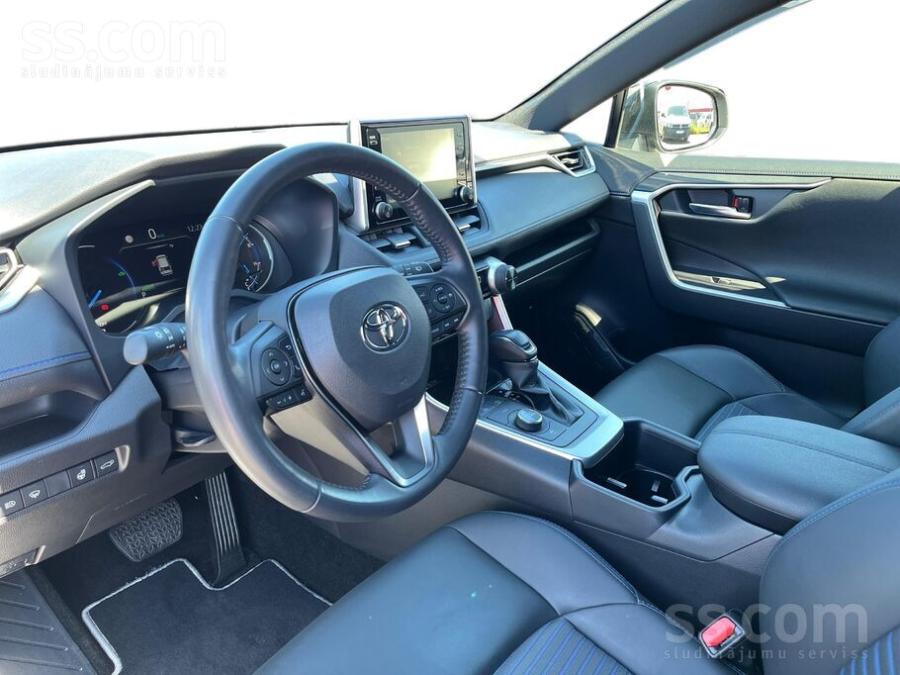 Toyota RAV4 2022 Rīga, ar dzinēja tilpumu 2.50 L un nobraukumu 79 tūkst. km par 33990 €, foto 12 vietnē AUTOMOTO.COM.LV