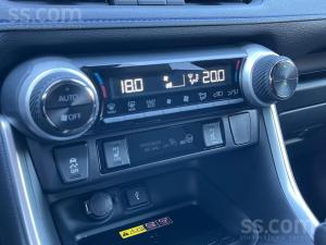 Toyota RAV4 2022 Rīga, ar dzinēja tilpumu 2.50 L un nobraukumu 79 tūkst. km par 33990 €, foto 16 vietnē AUTOMOTO.COM.LV