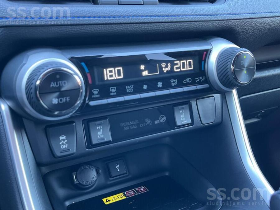 Toyota RAV4 2022 Rīga, ar dzinēja tilpumu 2.50 L un nobraukumu 79 tūkst. km par 33990 €, foto 16 vietnē AUTOMOTO.COM.LV