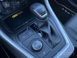 Toyota RAV4 2022 Rīga, ar dzinēja tilpumu 2.50 L un nobraukumu 79 tūkst. km par 33990 €, foto 17 vietnē AUTOMOTO.COM.LV