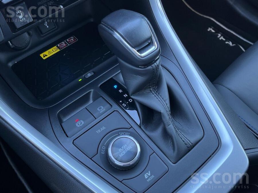 Toyota RAV4 2022 Rīga, ar dzinēja tilpumu 2.50 L un nobraukumu 79 tūkst. km par 33990 €, foto 17 vietnē AUTOMOTO.COM.LV