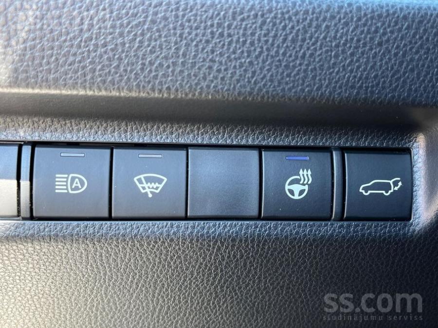 Toyota RAV4 2022 Rīga, ar dzinēja tilpumu 2.50 L un nobraukumu 79 tūkst. km par 33990 €, foto 20 vietnē AUTOMOTO.COM.LV