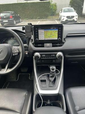 Toyota RAV4 2022 in Taurage, with an engine capacity of 2.49 L and mileage of 312 thousand km for 17800 €, photo 16 on AUTOMOTO.COM.LV