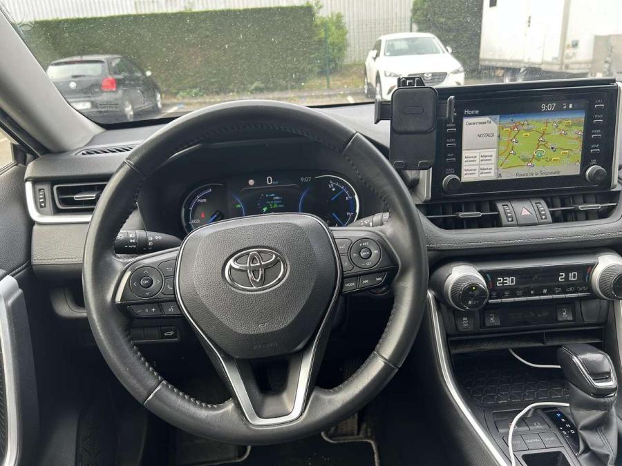 Toyota RAV4 2022 in Taurage, with an engine capacity of 2.49 L and mileage of 312 thousand km for 17800 €, photo 18 on AUTOMOTO.COM.LV