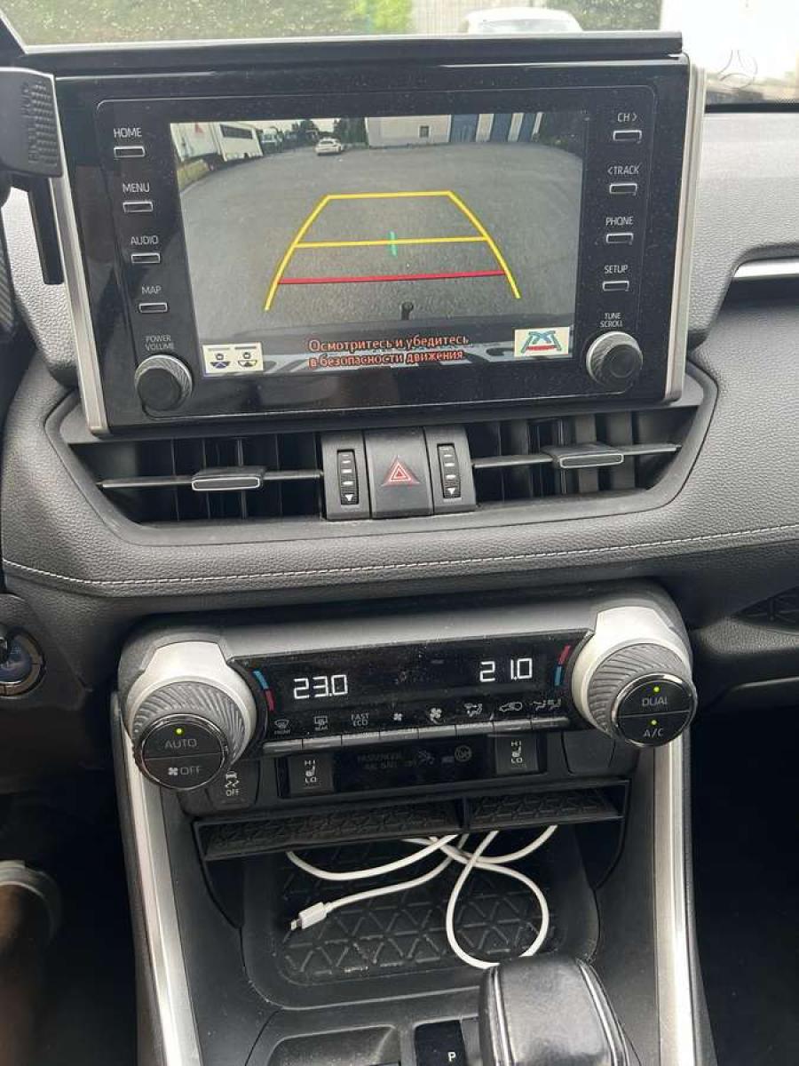 Toyota RAV4 2022 in Taurage, with an engine capacity of 2.49 L and mileage of 312 thousand km for 17800 €, photo 20 on AUTOMOTO.COM.LV