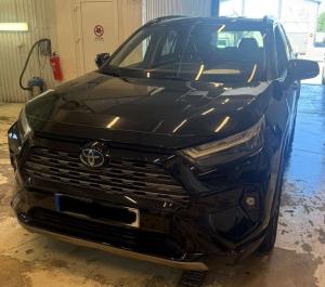 Toyota RAV4 2022 in Kaunas, with an engine capacity of 2.50 L and mileage of 300 thousand km for 19600 €, photo 3 on AUTOMOTO.COM.LV