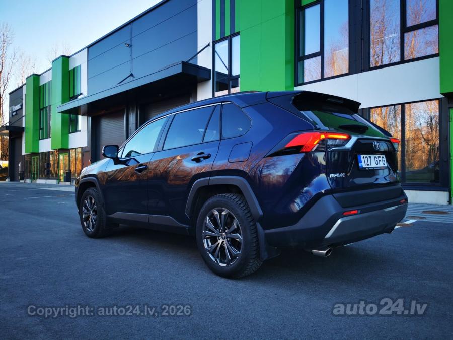 Toyota RAV4 2023 Tallina, ar dzinēja tilpumu 2.00 L un nobraukumu 22 tūkst. km par 34300 €, foto 7 vietnē AUTOMOTO.COM.LV