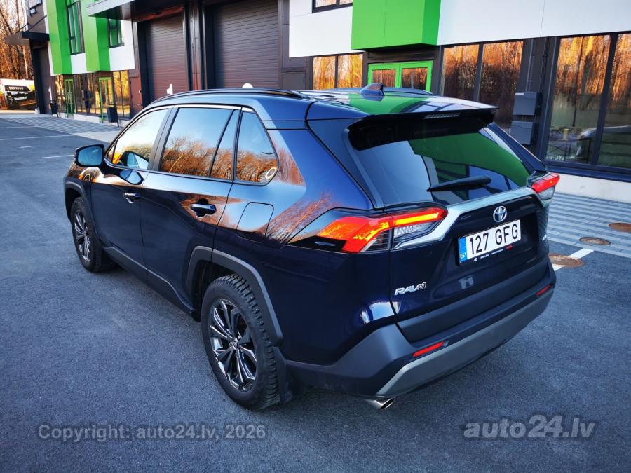 Toyota RAV4 2023 Tallina, ar dzinēja tilpumu 2.00 L un nobraukumu 22 tūkst. km par 34300 €, foto 11 vietnē AUTOMOTO.COM.LV