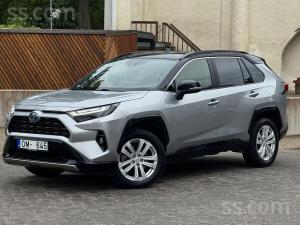 Toyota RAV4 2023 in Jelgava, with an engine capacity of 2.50 L and mileage of 51 thousand km for 34000 €, photo  on AUTOMOTO.COM.LV