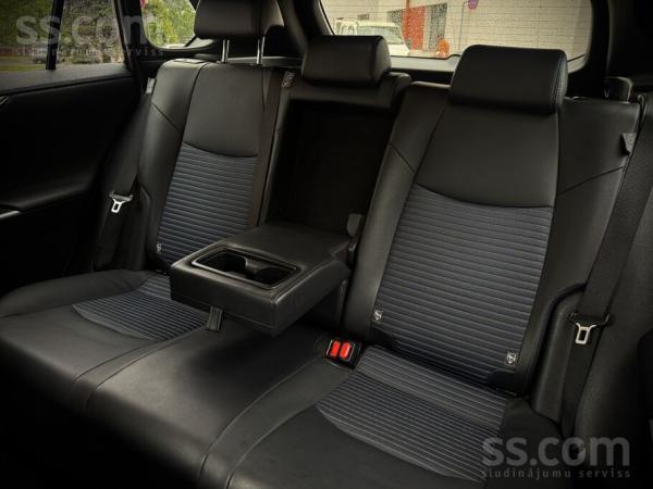 Toyota RAV4 2023 Jelgava, ar dzinēja tilpumu 2.50 L un nobraukumu 51 tūkst. km par 34000 €, foto 7 vietnē AUTOMOTO.COM.LV