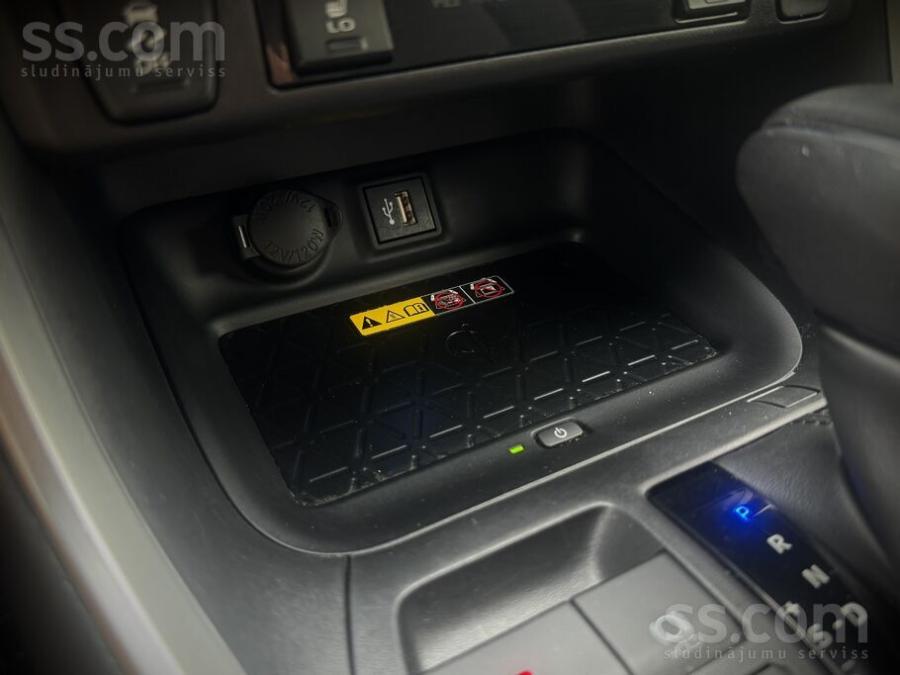 Toyota RAV4 2023 in Jelgava, with an engine capacity of 2.50 L and mileage of 51 thousand km for 34000 €, photo 15 on AUTOMOTO.COM.LV