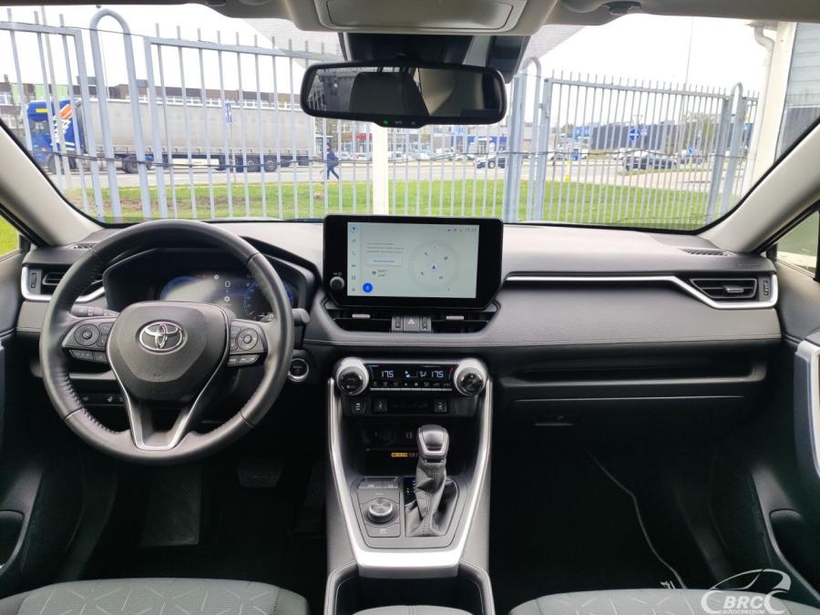 Toyota RAV4 2024 in Klaipeda, with an engine capacity of 2.49 L and mileage of 23 thousand km for 33900 €, photo 5 on AUTOMOTO.COM.LV