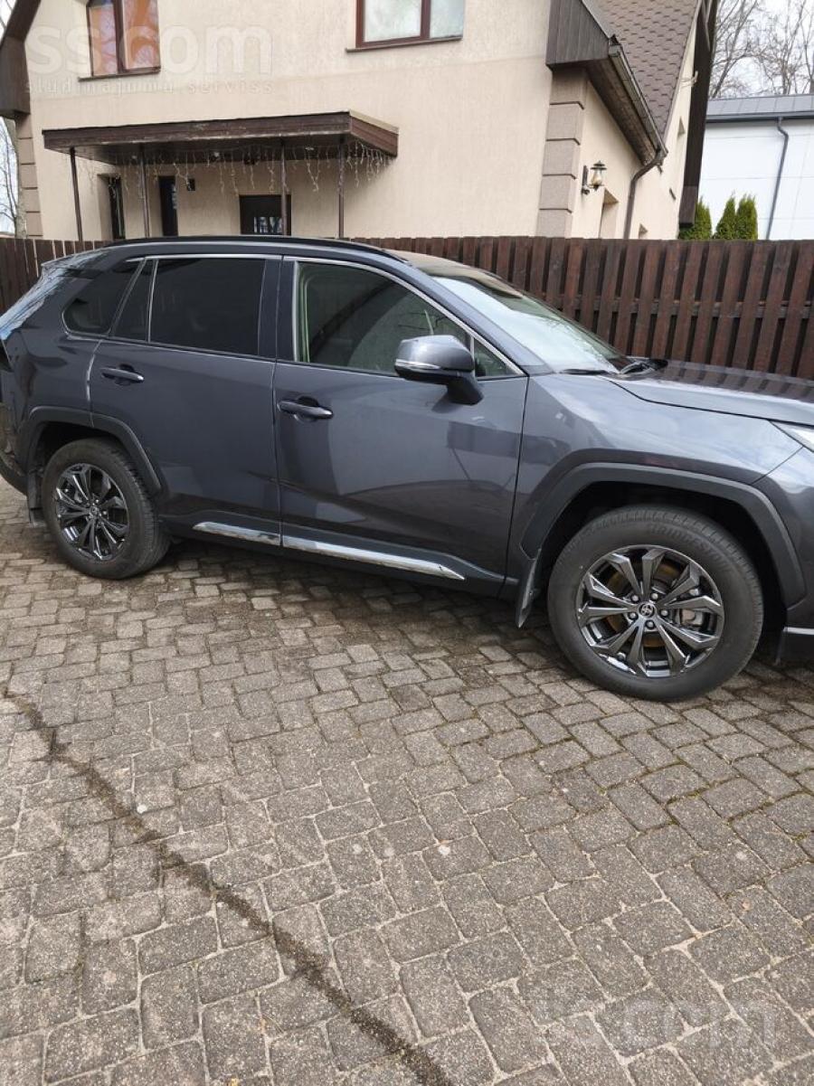 Тойота РАВ 4 2024 в Рига, объемом двигателя 2.50 л и пробегом 18 тыс. км за 37800 €, фото 14 на AUTOMOTO.COM.LV