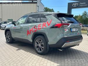 Toyota RAV4 2025 Liepāja, ar dzinēja tilpumu 2.50 L un nobraukumu 16 tūkst. km par 38900 €, foto 4 vietnē AUTOMOTO.COM.LV