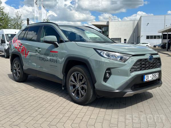 Toyota RAV4 2025 Liepāja, ar dzinēja tilpumu 2.50 L un nobraukumu 16 tūkst. km par 38900 €, foto 4 vietnē AUTOMOTO.COM.LV