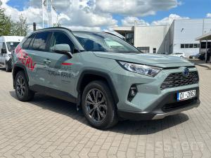 Toyota RAV4 2025 Liepāja, ar dzinēja tilpumu 2.50 L un nobraukumu 16 tūkst. km par 38900 €, foto 5 vietnē AUTOMOTO.COM.LV