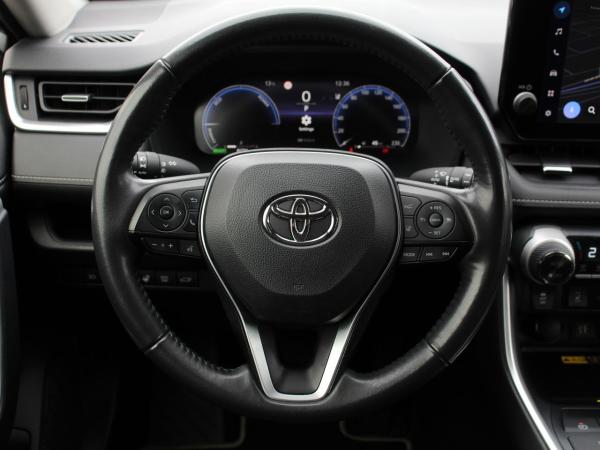 Toyota RAV4 2025 Viļņa, ar dzinēja tilpumu 2.50 L un nobraukumu 83 tūkst. km par 34500 €, foto 5 vietnē AUTOMOTO.COM.LV
