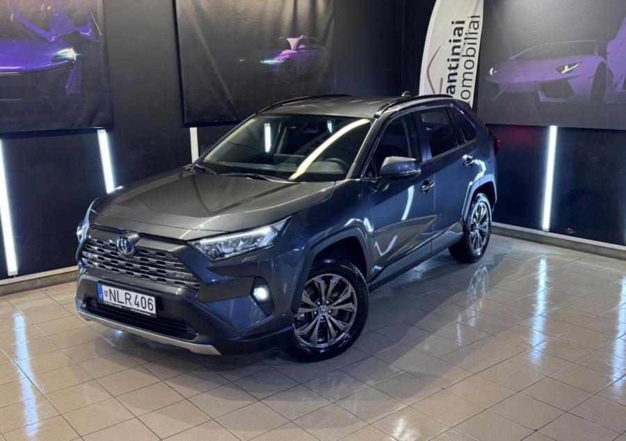 Toyota RAV4 2025 in Vilnius, with an engine capacity of 2.50 L and mileage of 36 thousand km for 36950 €, photo 1 on AUTOMOTO.COM.LV