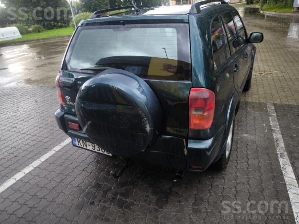 Zaļš Toyota RAV4 2001 Jelgava, ar dzinēja tilpumu 2.00 L un nobraukumu 265 tūkst. km par 1450 €, foto 4 vietnē AUTOMOTO.COM.LV