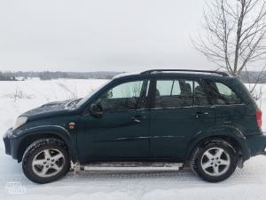 Zaļš Toyota RAV4 2003 Visaginas, ar dzinēja tilpumu 2.00 L un nobraukumu 266 tūkst. km par 2650 €, foto 2 vietnē AUTOMOTO.COM.LV
