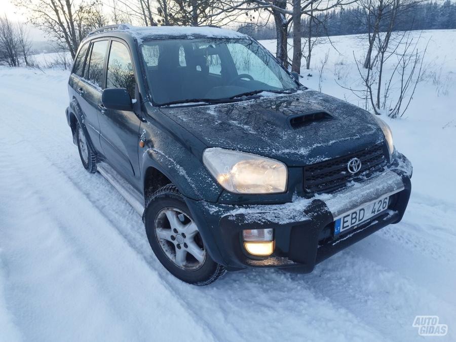 Zaļš Toyota RAV4 2003 Visaginas, ar dzinēja tilpumu 2.00 L un nobraukumu 266 tūkst. km par 2650 €, foto 4 vietnē AUTOMOTO.COM.LV