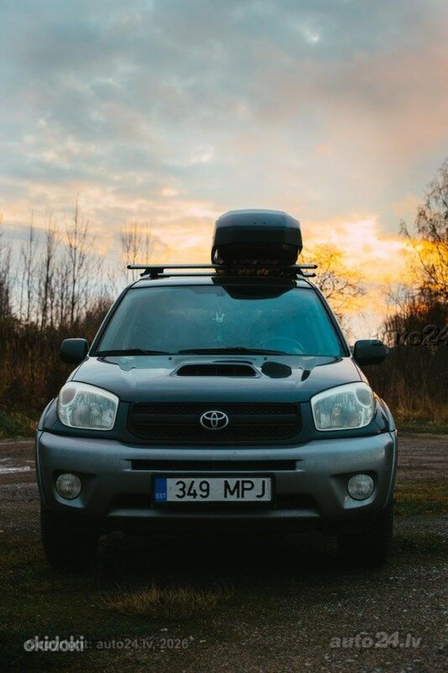 Zaļš Toyota RAV4 2004 Tallina, ar dzinēja tilpumu 2.00 L un nobraukumu 251 tūkst. km par 4900 €, foto 4 vietnē AUTOMOTO.COM.LV