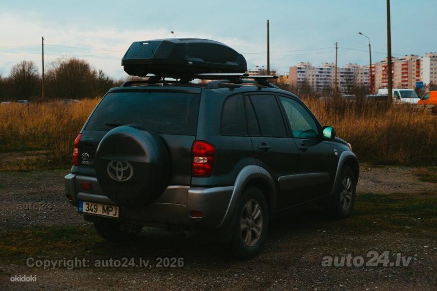 Zaļš Toyota RAV4 2004 Tallina, ar dzinēja tilpumu 2.00 L un nobraukumu 251 tūkst. km par 4900 €, foto 7 vietnē AUTOMOTO.COM.LV