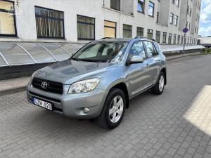 Green Toyota RAV4 2006 in Vilnius, with an engine capacity of 2.00 L and mileage of 118 thousand km for 4999 €, photo  on AUTOMOTO.COM.LV