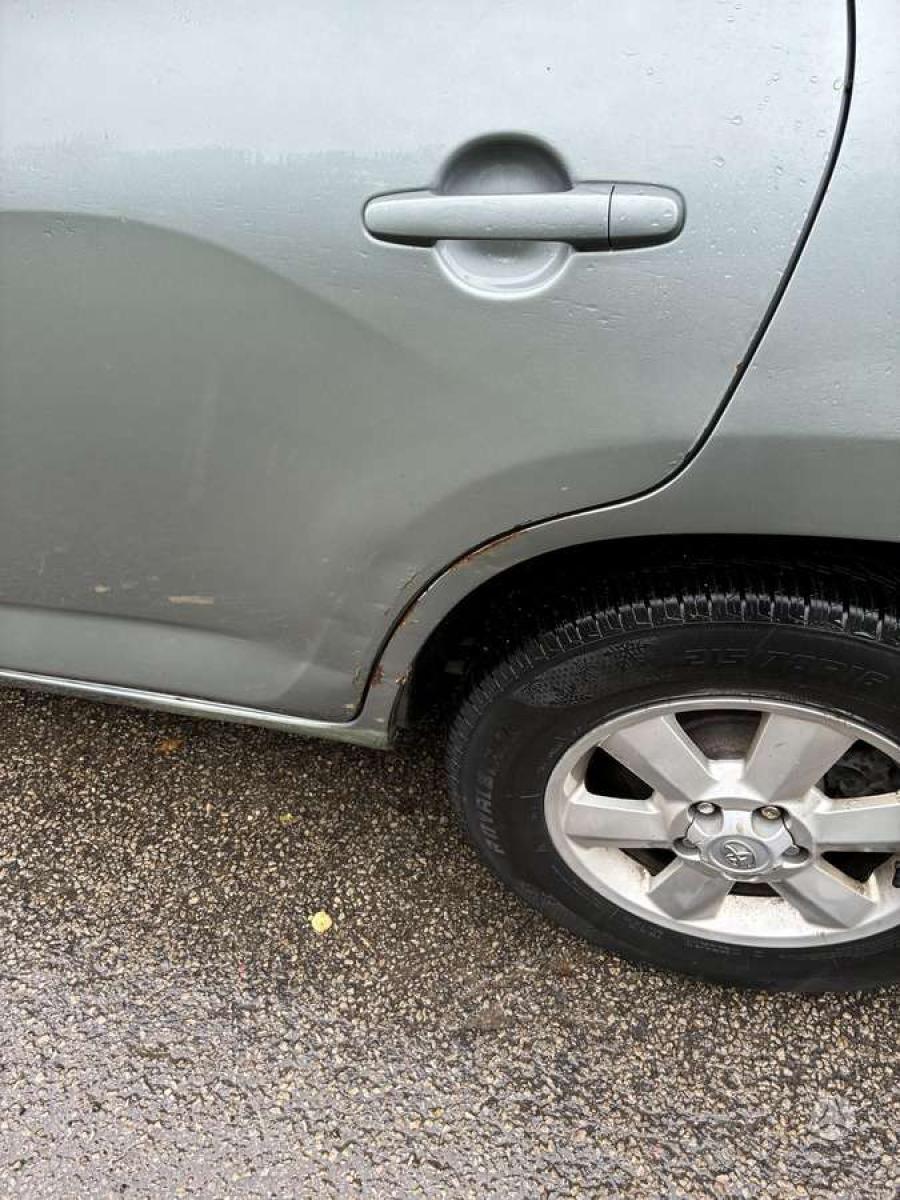 Zaļš Toyota RAV4 2006 Rokiškis, ar dzinēja tilpumu 2.23 L un nobraukumu 328 tūkst. km par 1980 €, foto 6 vietnē AUTOMOTO.COM.LV