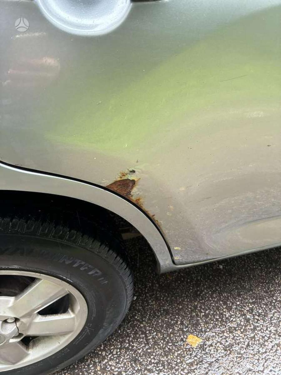 Zaļš Toyota RAV4 2006 Rokiškis, ar dzinēja tilpumu 2.23 L un nobraukumu 328 tūkst. km par 1980 €, foto 7 vietnē AUTOMOTO.COM.LV