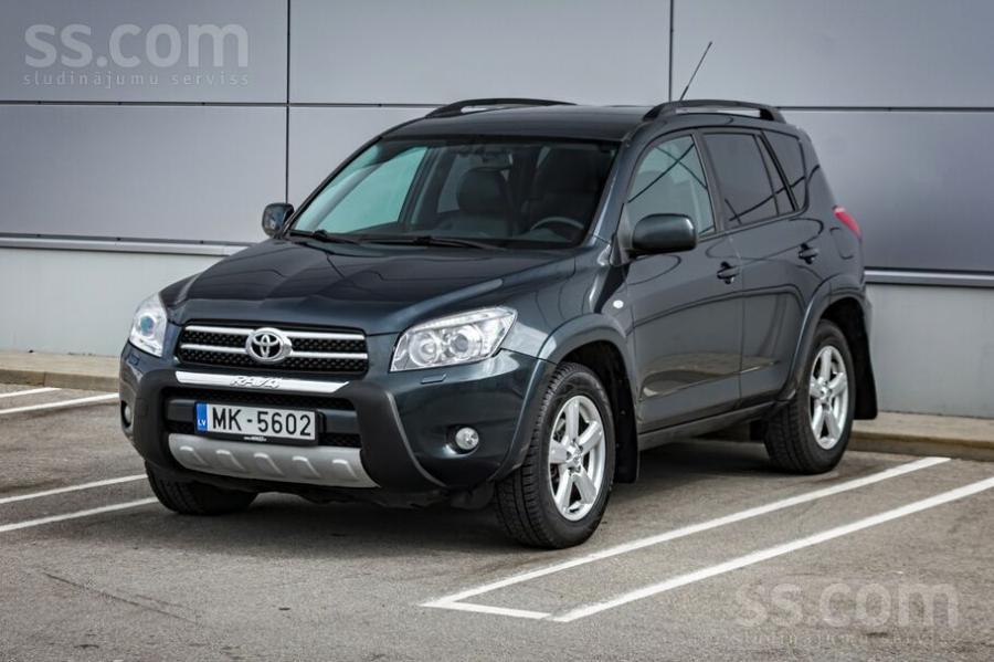 Zaļš Toyota RAV4 2007 Rīga, ar dzinēja tilpumu 2.20 L un nobraukumu 0 tūkst. km par 4250 €, foto 1 vietnē AUTOMOTO.COM.LV