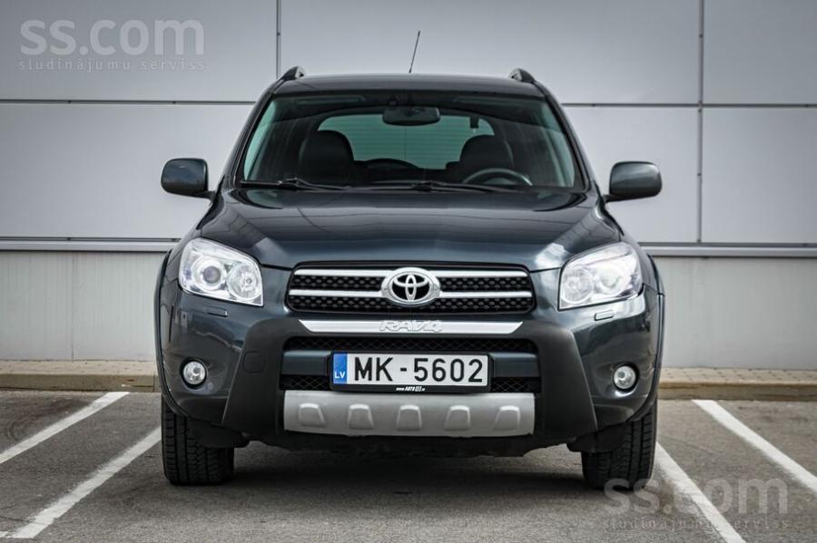 Zaļš Toyota RAV4 2007 Rīga, ar dzinēja tilpumu 2.20 L un nobraukumu 0 tūkst. km par 4250 €, foto 3 vietnē AUTOMOTO.COM.LV