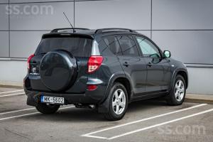 Zaļš Toyota RAV4 2007 Rīga, ar dzinēja tilpumu 2.20 L un nobraukumu 0 tūkst. km par 4250 €, foto 5 vietnē AUTOMOTO.COM.LV