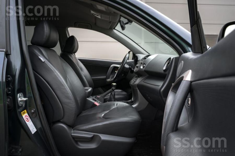 Zaļš Toyota RAV4 2007 Rīga, ar dzinēja tilpumu 2.20 L un nobraukumu 0 tūkst. km par 4250 €, foto 11 vietnē AUTOMOTO.COM.LV
