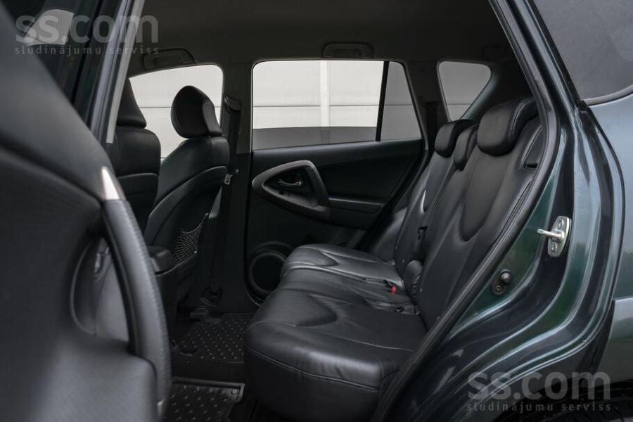 Zaļš Toyota RAV4 2007 Rīga, ar dzinēja tilpumu 2.20 L un nobraukumu 0 tūkst. km par 4250 €, foto 12 vietnē AUTOMOTO.COM.LV