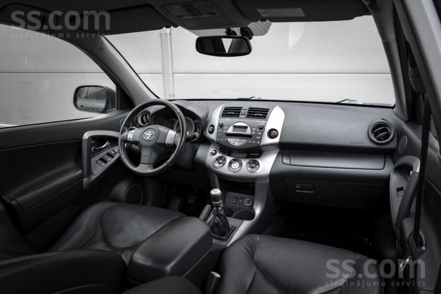 Zaļš Toyota RAV4 2007 Rīga, ar dzinēja tilpumu 2.20 L un nobraukumu 0 tūkst. km par 4250 €, foto 14 vietnē AUTOMOTO.COM.LV