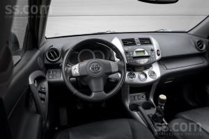 Zaļš Toyota RAV4 2007 Rīga, ar dzinēja tilpumu 2.20 L un nobraukumu 0 tūkst. km par 4250 €, foto 17 vietnē AUTOMOTO.COM.LV