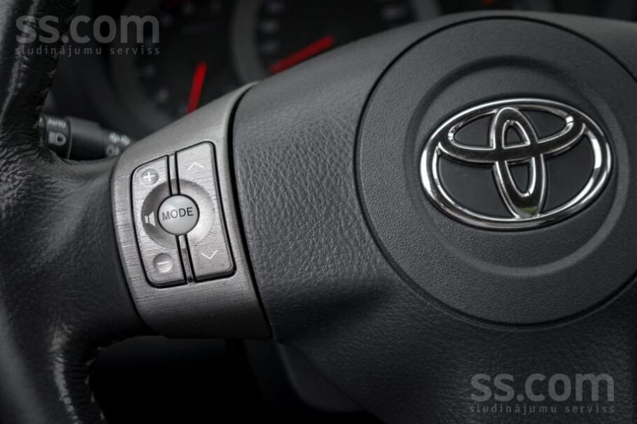 Zaļš Toyota RAV4 2007 Rīga, ar dzinēja tilpumu 2.20 L un nobraukumu 0 tūkst. km par 4250 €, foto 19 vietnē AUTOMOTO.COM.LV