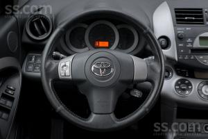 Zaļš Toyota RAV4 2007 Rīga, ar dzinēja tilpumu 2.20 L un nobraukumu 0 tūkst. km par 4250 €, foto 20 vietnē AUTOMOTO.COM.LV