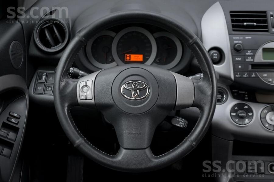Zaļš Toyota RAV4 2007 Rīga, ar dzinēja tilpumu 2.20 L un nobraukumu 0 tūkst. km par 4250 €, foto 20 vietnē AUTOMOTO.COM.LV