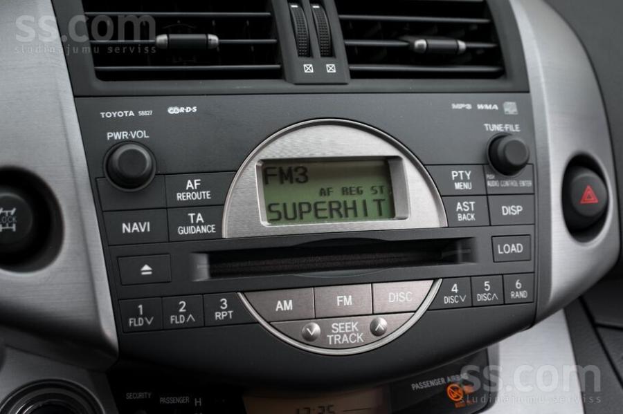 Zaļš Toyota RAV4 2007 Rīga, ar dzinēja tilpumu 2.20 L un nobraukumu 0 tūkst. km par 4250 €, foto 27 vietnē AUTOMOTO.COM.LV