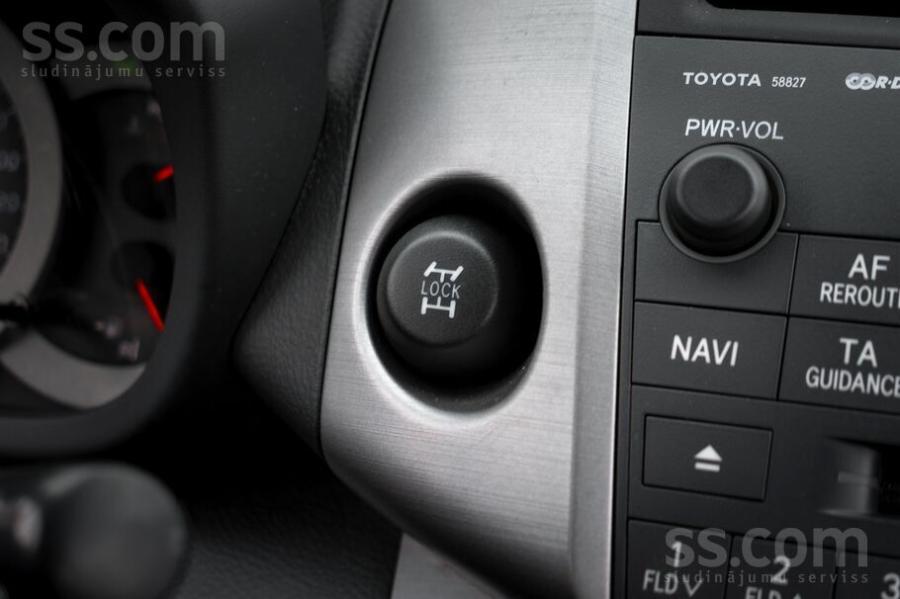 Zaļš Toyota RAV4 2007 Rīga, ar dzinēja tilpumu 2.20 L un nobraukumu 0 tūkst. km par 4250 €, foto 28 vietnē AUTOMOTO.COM.LV