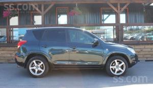 Zaļš Toyota RAV4 2007 Rīga, ar dzinēja tilpumu 2.20 L un nobraukumu 0 tūkst. km par 2990 €, foto 7 vietnē AUTOMOTO.COM.LV