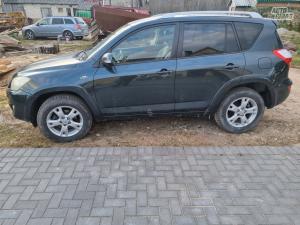 Zaļš Toyota RAV4 2010 Šauļi, ar dzinēja tilpumu 2.20 L un nobraukumu 311 tūkst. km par 3500 €, foto 7 vietnē AUTOMOTO.COM.LV