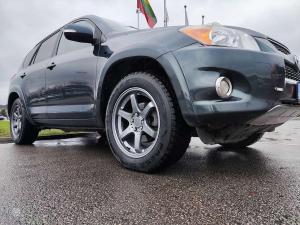 Zaļš Toyota RAV4 2012 Viļņa, ar dzinēja tilpumu 3.46 L un nobraukumu 250 tūkst. km par 8300 €, foto 14 vietnē AUTOMOTO.COM.LV
