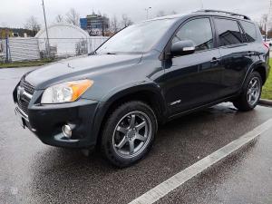 Zaļš Toyota RAV4 2012 Viļņa, ar dzinēja tilpumu 3.46 L un nobraukumu 250 tūkst. km par 8300 €, foto 18 vietnē AUTOMOTO.COM.LV
