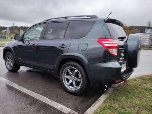 Zaļš Toyota RAV4 2012 Viļņa, ar dzinēja tilpumu 3.46 L un nobraukumu 250 tūkst. km par 8300 €, foto 20 vietnē AUTOMOTO.COM.LV
