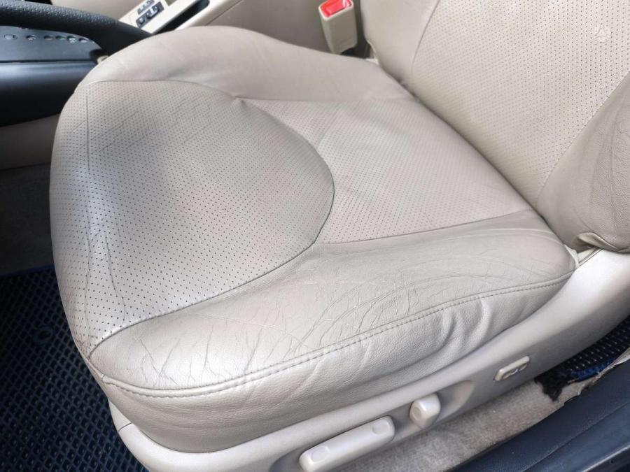 Zaļš Toyota RAV4 2012 Viļņa, ar dzinēja tilpumu 3.46 L un nobraukumu 250 tūkst. km par 8300 €, foto 25 vietnē AUTOMOTO.COM.LV